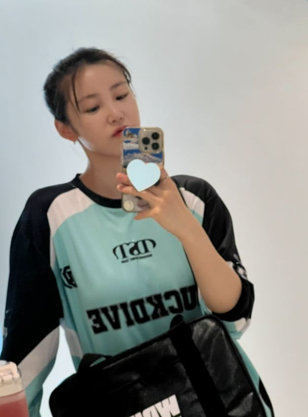 '34세'에 이렇게 귀여워도 되는 건가…'158cm 49kg' 전효성, 폭염 속 운동 감행