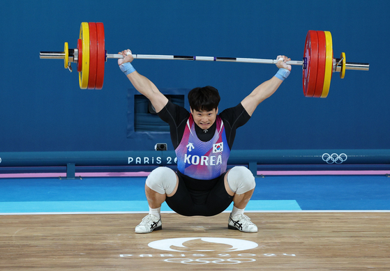 Yu Dong-ju finishes sixth in men's 89-kilogram weightlifting