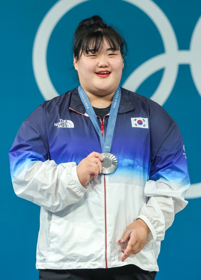 ‘포스트 장미란’ 박혜정, 女 역도 81kg초과급 값진 은메달 차지…‘299kg’ 韓 신기록 달성 [파리올림픽]