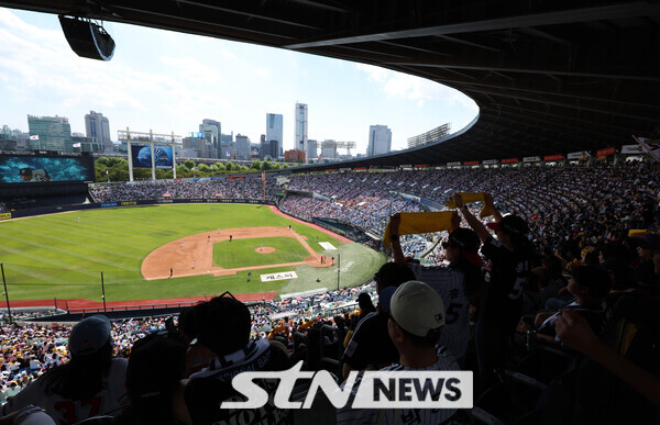 '바람의 후배' 김도영의 힘? KIA 관중 67% 증가…KBO 리그 800만 페이스도 빨라