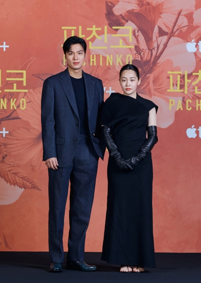 [Herald Interview] Lee Min-ho, Kim Min-ha talk about what ‘Pachinko’ means to them