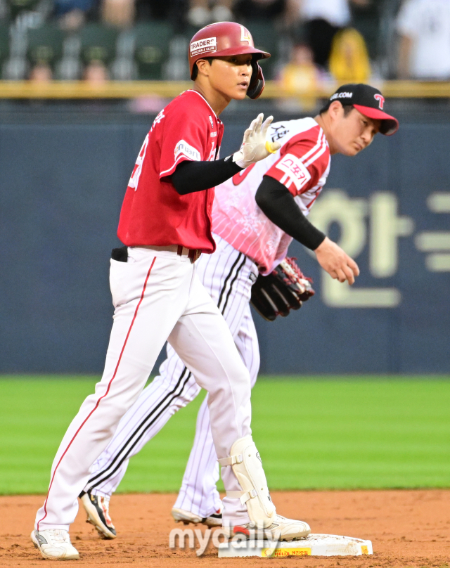 “난 확신한다, (박)지환이 외야수로 강점 있다” KBO 레전드 3루수 최정이 건재하다…SSG 겨울 난상토론 예고[MD광주]