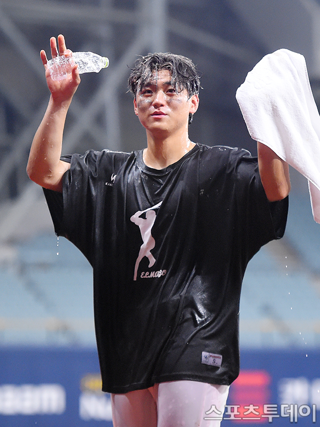 김도영, KIA 역대 홈런 공동 2위 등극…25년 묵은 타이거즈 홈런 기록 갈아치울까 [ST스페셜]