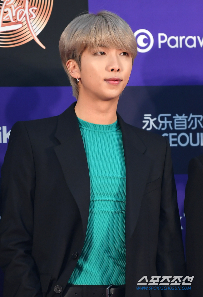 '29th BIFF' 방탄소년단 RM, 영화 '라이트 피플, 롱 플레이스' 들고 부산영화제 진출