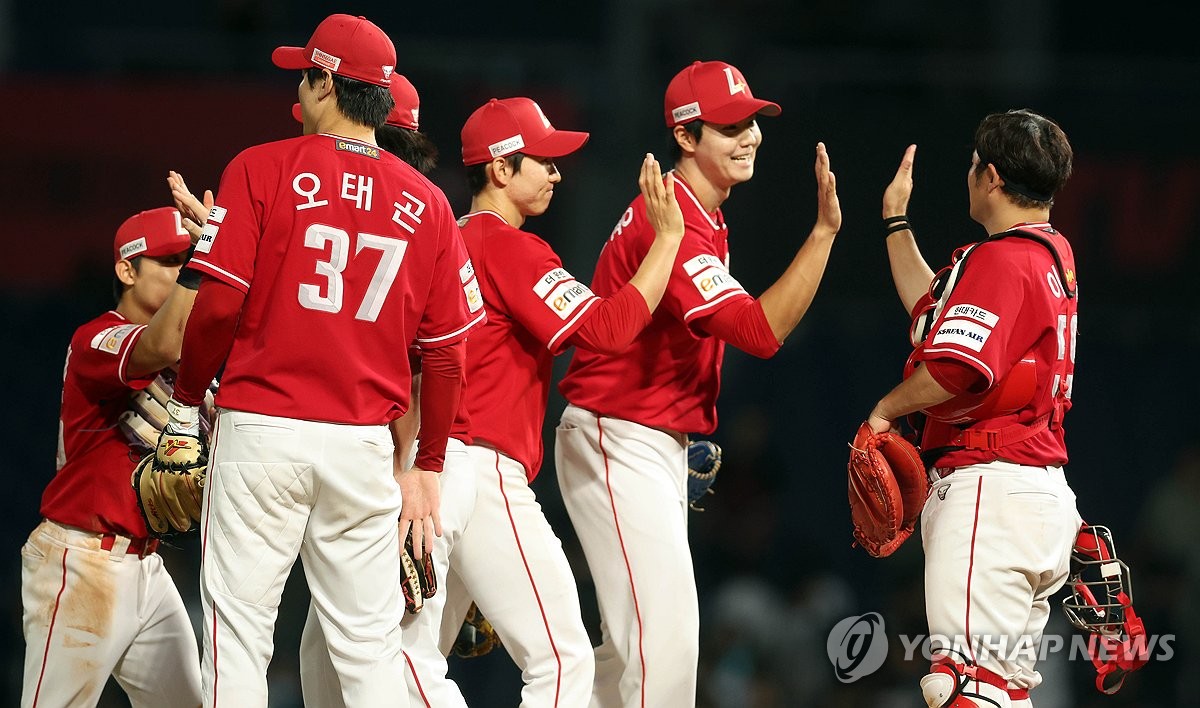 한국프로야구 첫 '5위 결정전' 열릴까'…kt·SSG 남은 경기 주목