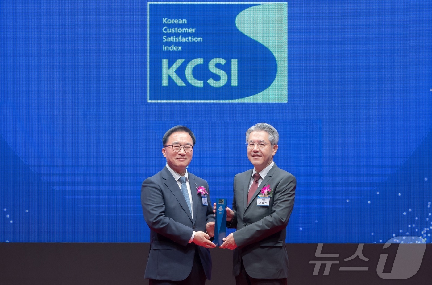 코웨이, KCSI 조사서 정수기·침대 부문 1위…2관왕 달성