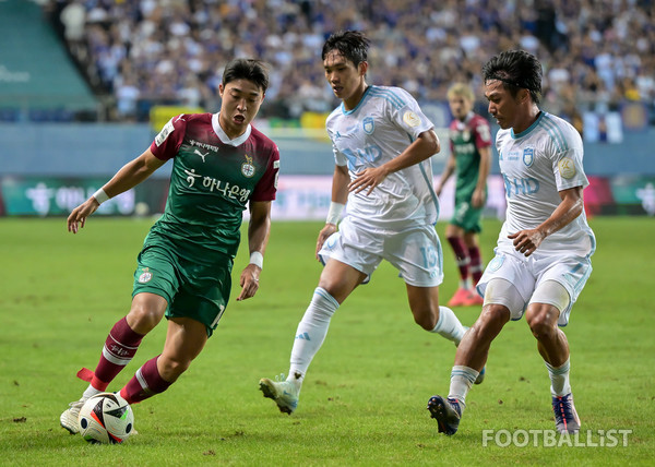 [포토] 측면 돌파 시도하는 김준범