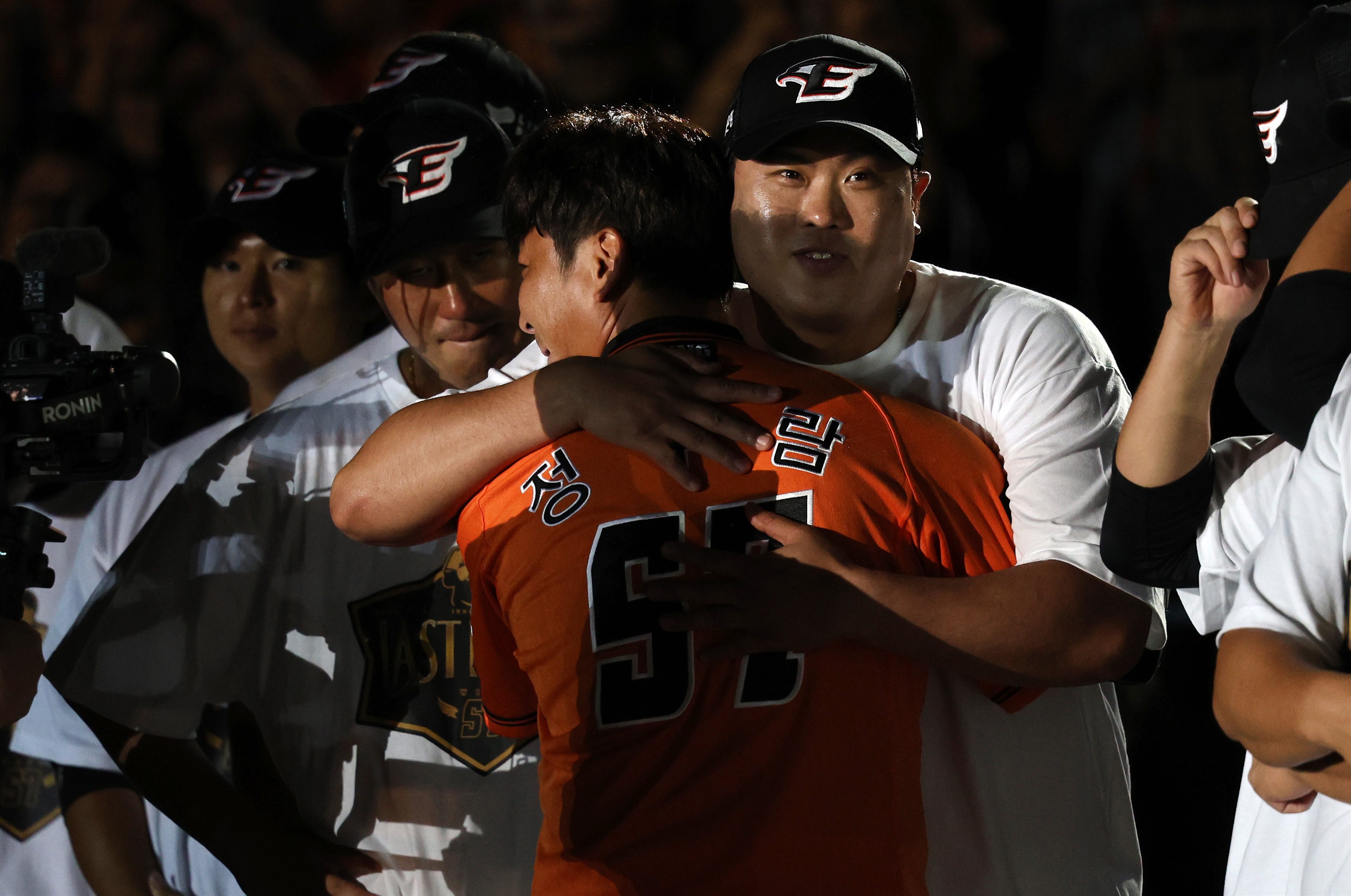 시즌 마무리한 한화 이글스, 못다 한 비상 내년을 꿈꾸다