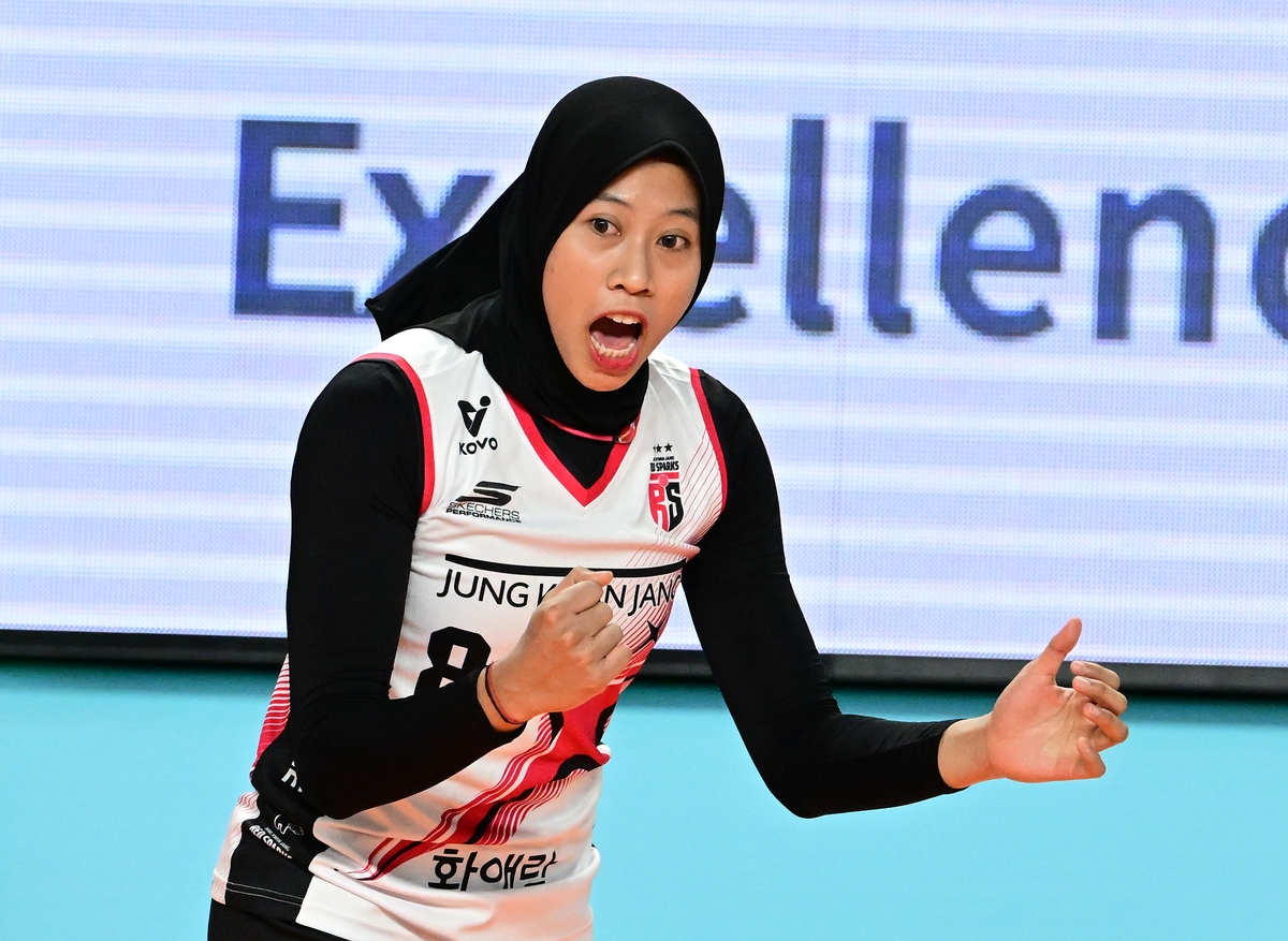 정관장, 풀세트 끝에 IBK 격파…부키리치·메가 53점 합작(종합)