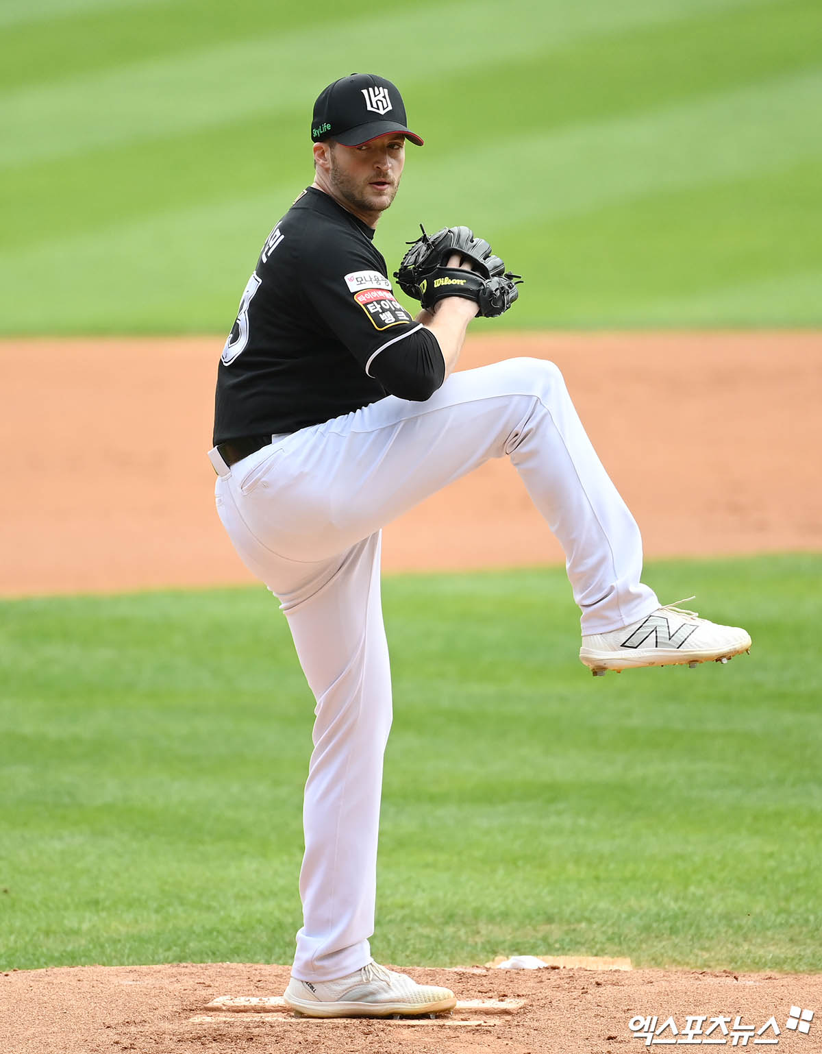 벤자민, 미쳤다!…7이닝 6K 무실점→180도 달라진 KT 복덩이 [WC2]