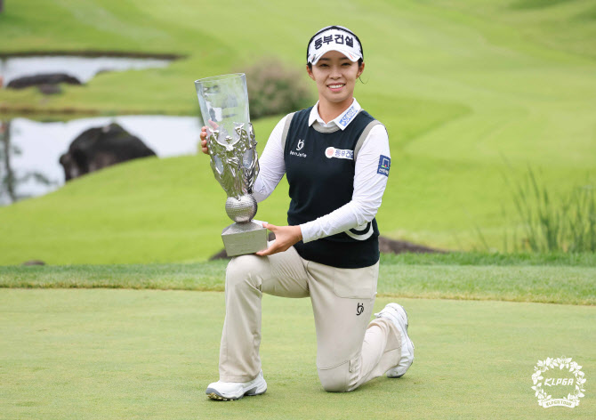 윤이나, 세계랭킹 32위로 상승…KLPGA 선수 중 가장 높아