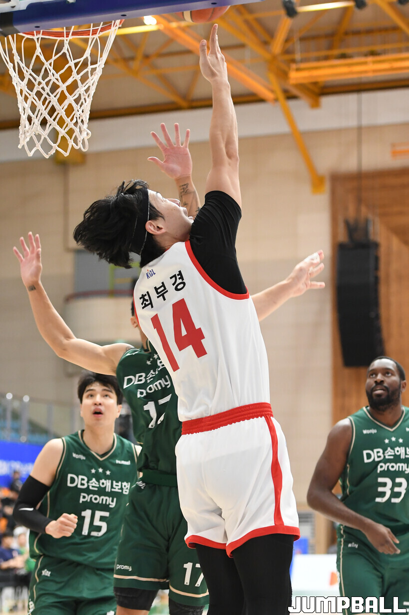 [KBL컵] SK 최부경 '누가 붙어도 성공시킨다'