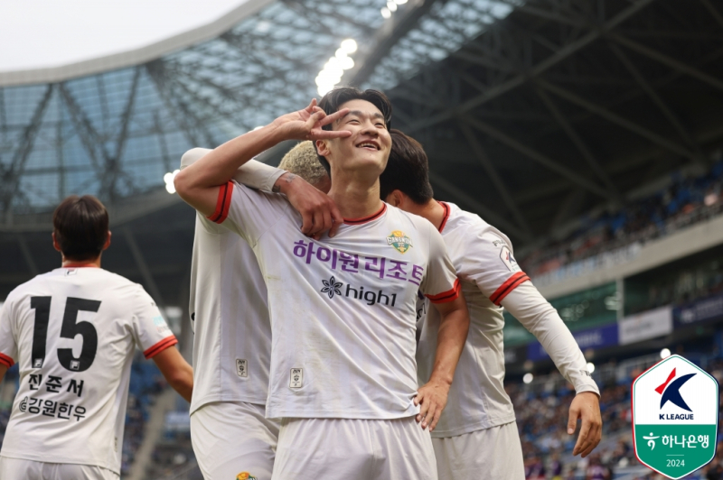 교체 출전 후 ‘2골’ 이상헌, K리그1 33R MVP…양민혁과 베스트11 포함