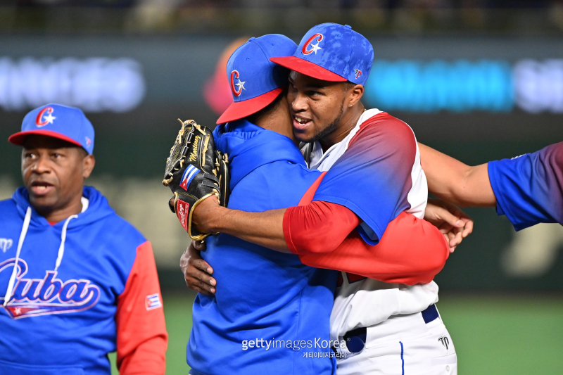 '최대 134억원 제안' 60G ERA 1.09…NPB 평정한 '쿠바 특급' 몸값 후끈