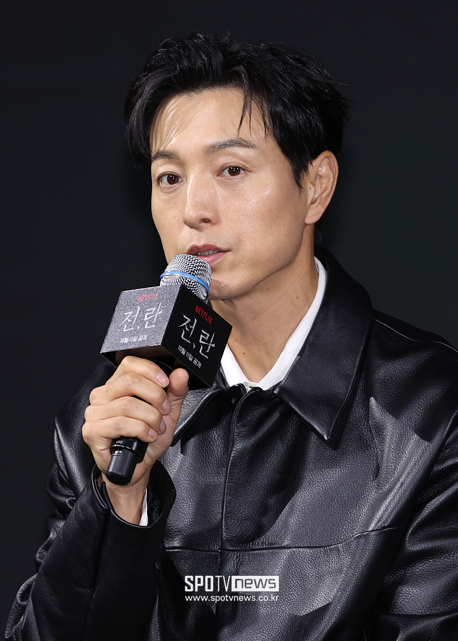 [포토S] 인사말 하는 정성일