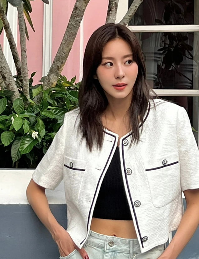 '173cm 52kg' 유이, 철인3종 도전한다더니 결국 '피 범벅'…꿀벅지까지 다칠라