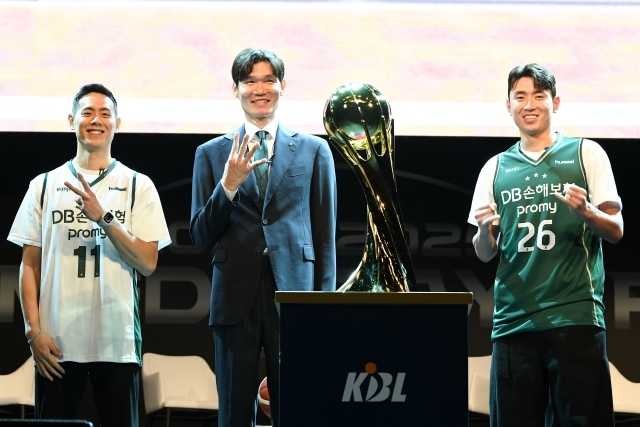 통합우승 약속부터 ‘펀한 농구’까지…전쟁 앞둔 KBL 10개 구단 감독, 출사표 전해 [KBL 미디어데이]