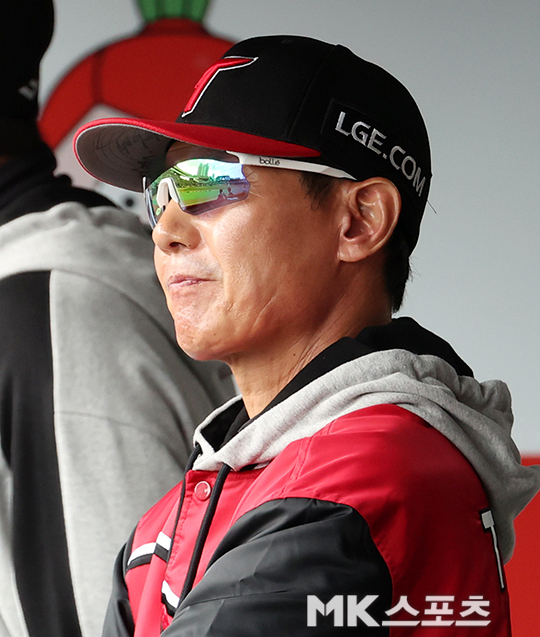 디아즈 노스윙 판정→추가 실점…갈 길 바쁜데 불운까지 겹친 LG, 탈락 위기 몰렸다 [MK PO2]