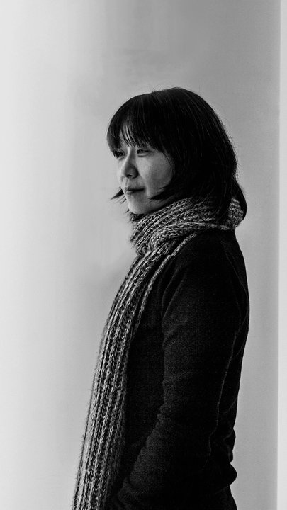 한강, 새 글 '깃털' 공개…내일 노벨상 이후 첫 공식 행보