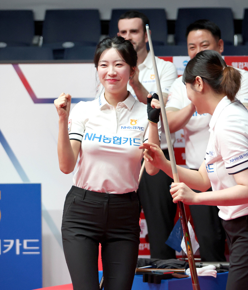 ‘정수빈 복식 5전 전승’ NH농협카드, 3R 정상 등극 [PBA 팀리그]