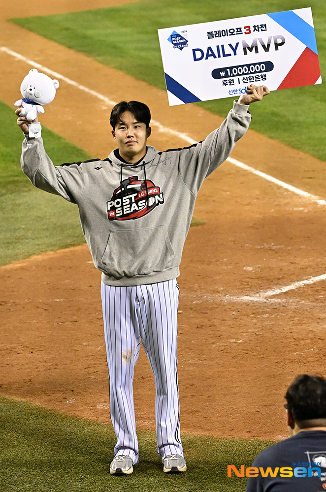 PO 3차전 MVP 임찬규 “준PO 5차전보다 긴장 덜 됐다..침착할 수 있다는 것이 성장한 듯”