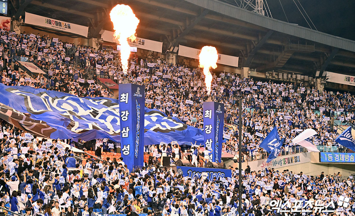 4차전으로 이어갈지, 이대로 끝날지…LG·삼성 PO 3차전 2만3750석 매진 [PO3]