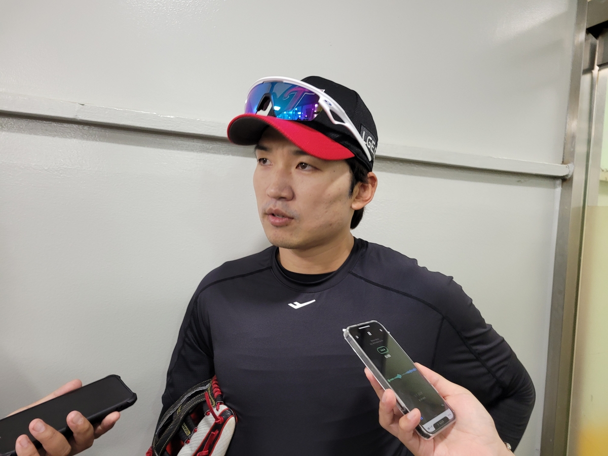 LG 김현수 "당하더라도 공격적으로"…박해민 "뛰는 야구 잘해야"