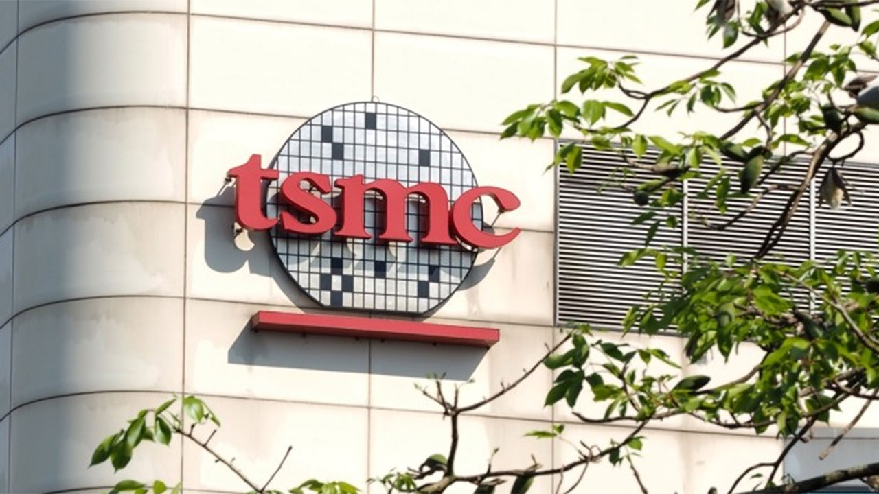 "미 당국, TSMC가 중 화웨이 위해 AI칩 만들었는지 조사 중"