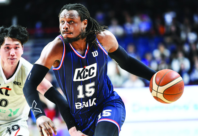 40분에 40점… 복귀 원맨쇼, KBL 구단들 ‘버튼 주의보’