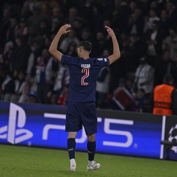 [ucl.review] '폴스 나인' 이강인, 아쉬운 득점 실패...PSG, 홈에서 PSV와 1-1 무→리그 페이즈 17위 자리