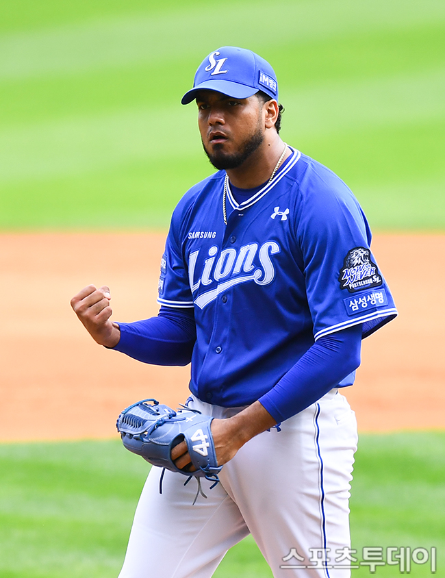 'PO MVP' 레예스, KS서도 107구 역투…벼랑 끝 삼성 구했다