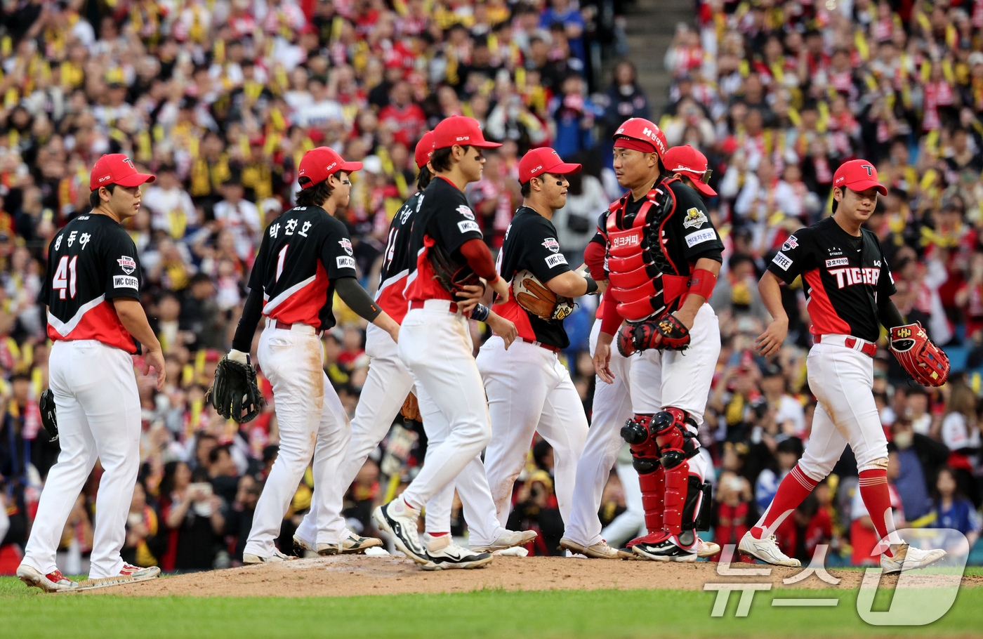 우승까지 1승, 다시 광주로…KIA, 37년 만에 '홈구장 축포' 눈앞[KS]