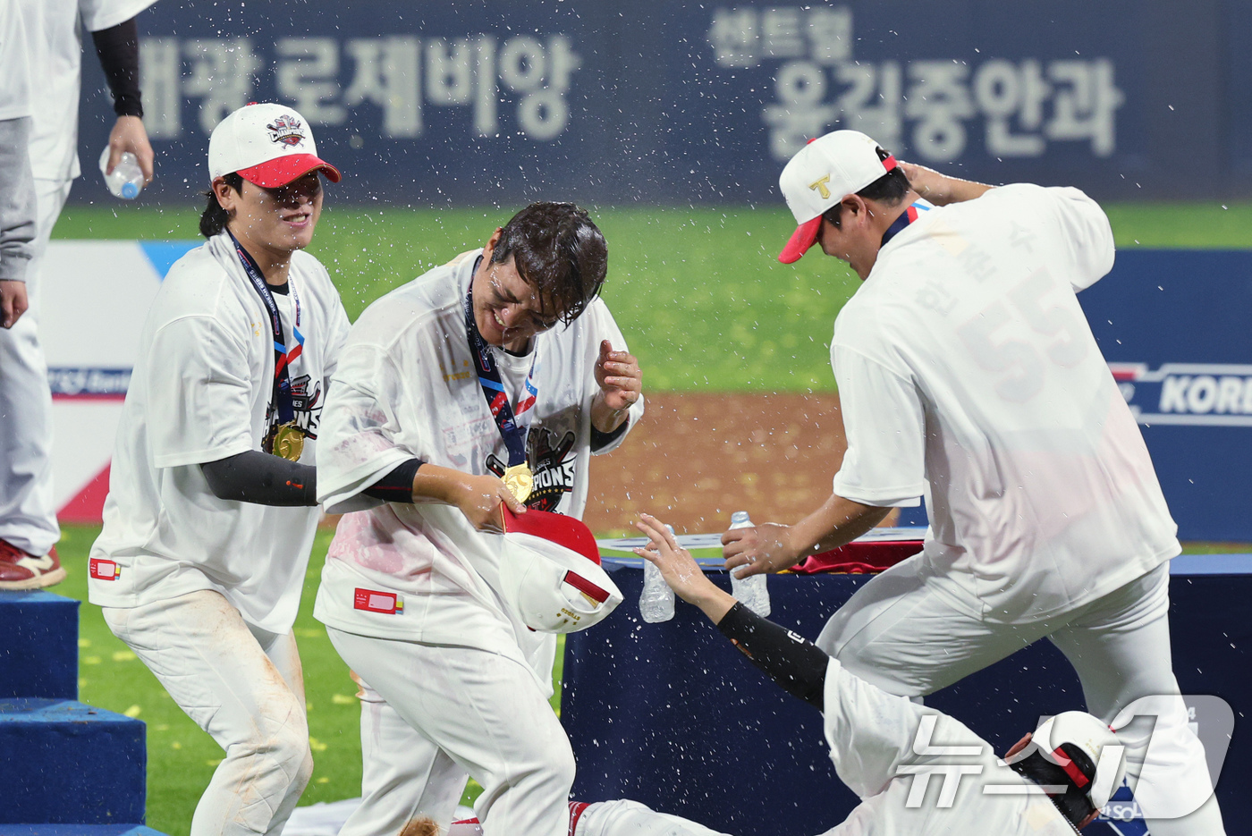 '시리즈 MVP' KIA 김선빈 "키 작은 선수 안된다는 편견 깼다"(종합)[KS5]