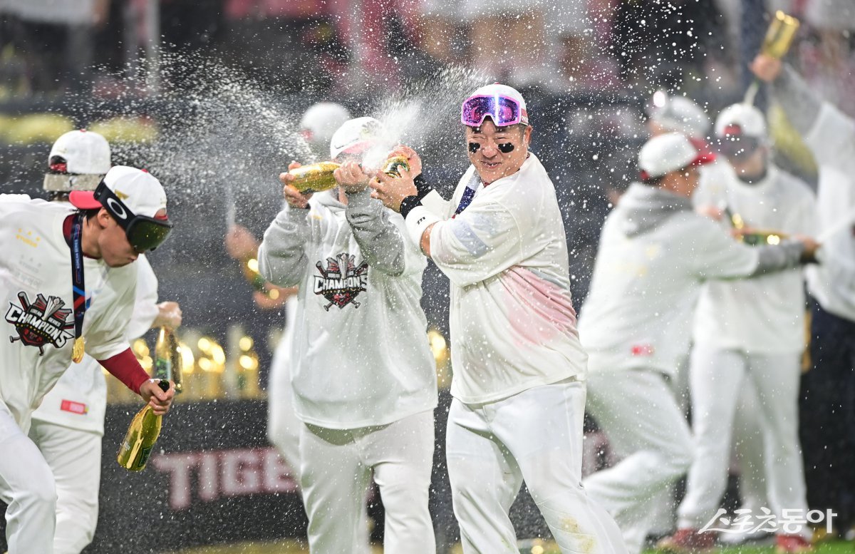 ‘6번째 KS 반지’ KIA 최형우 “마지막이지 않을까요? 마무리 잘 하고 있네요”