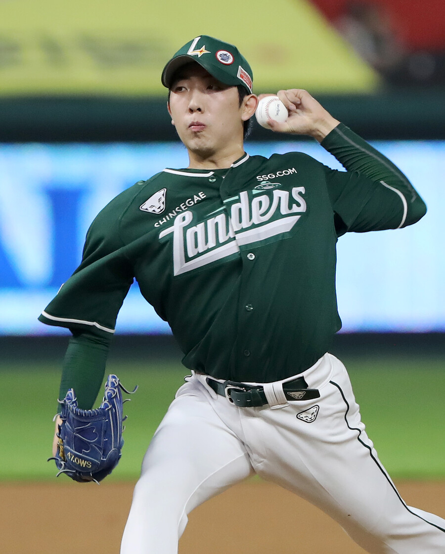 김광현 후계자 kt 간다…'고효준 방출-노경은 FA' SSG, 특급 불펜 영입