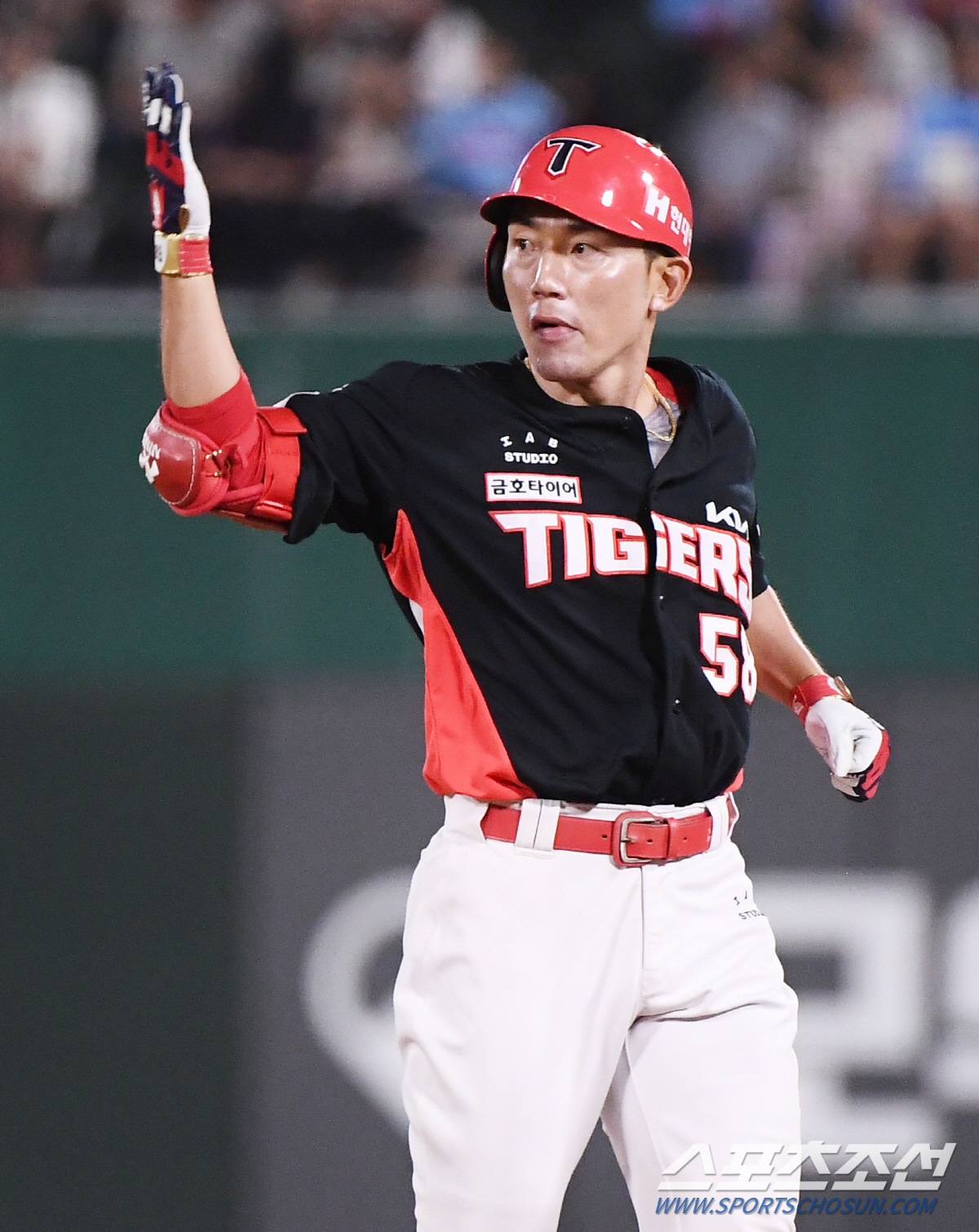 필승조+만능백업+전천후 투수까지…V12 KIA, FA 대상자 모두 지킬 수 있을까[SC초점]