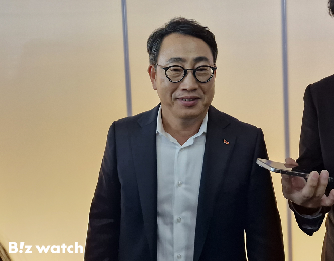 유영상 "SKT, AI 수익화는 내년부터 본격화"