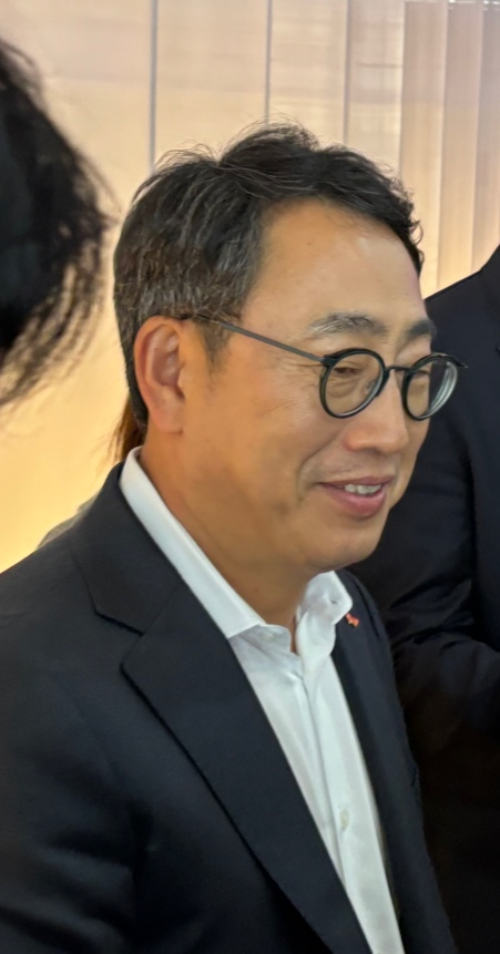 유영상 SKT CEO "내년 MWC서 AI 얼라이언스 확장 관련 발표"