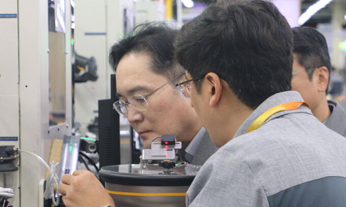 삼성, HBM서 ‘적과의 동침’ 불사… 메모리 초격차 재시동