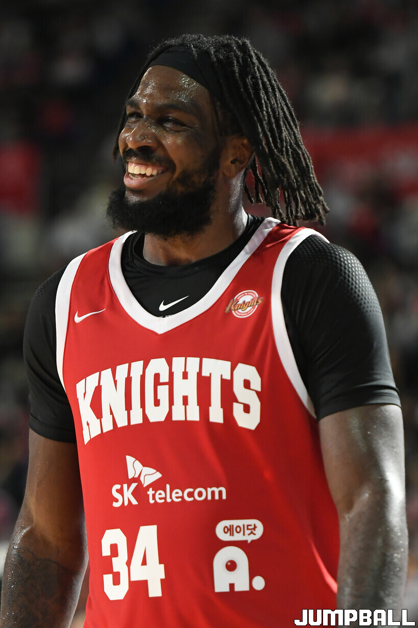 [기록] ‘새 역사 썼다!’ SK 워니, KBL 최초 20-20 동반 트리플더블 달성