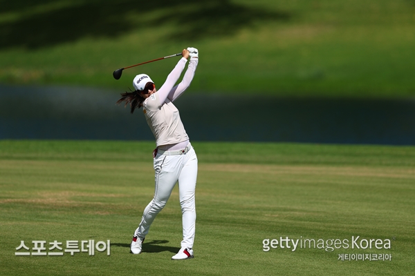 '9번 홀 홀인원' 김아림, LPGA 투어 롯데 챔피언십 3R 선두…와이어 투 와이어 우승 도전