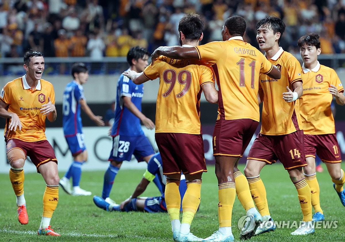 광주월드컵경기장 잔디 복구…27일 ACLE 5차전 개최