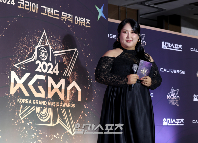 ‘유쾌한 입담’ 풍자, KGMA 레드카펫서 깔끔한 진행 선보였다 [2024 KGMA]