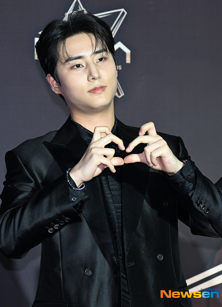 데이식스 영케이, ‘고양이 하트’ [포토엔HD]