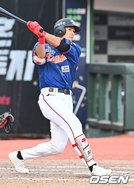 KT, 엄상백 FA 보상선수 한화 장진혁 지명 “장타력·수비·주루 강점있는 즉시전력” [공식발표]