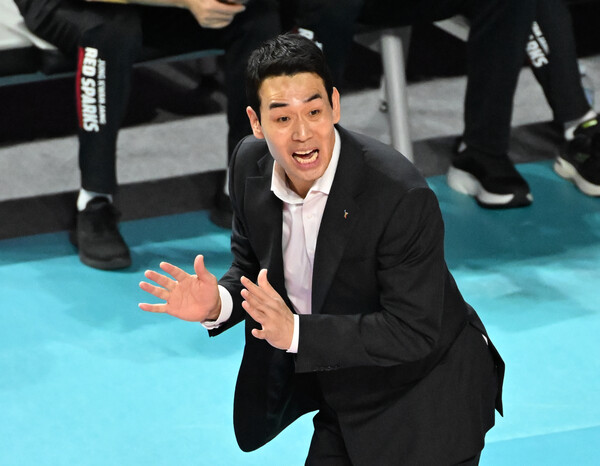 [st&현장] '연패 부진' 고희진 감독, "우려하고 있는 건 알지만, 시즌은 장기 레이스"