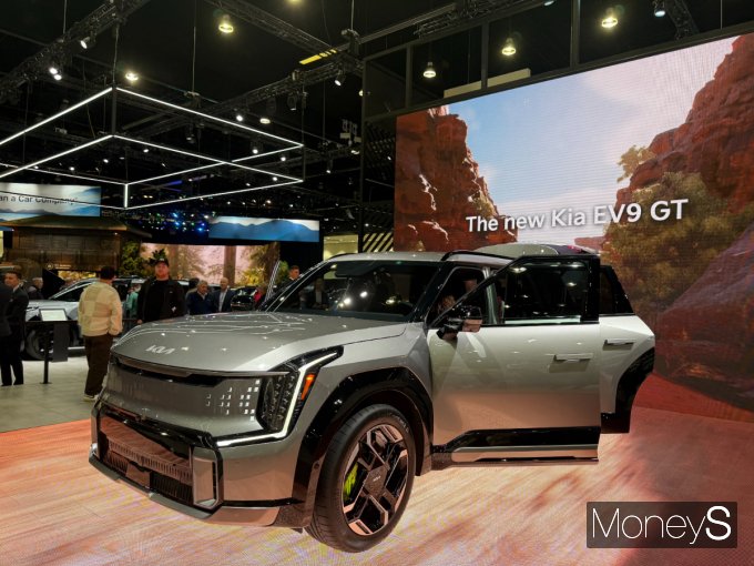 '강력한 EV9 GT·유니크한 스포티지' 기아, LA 오토쇼서 선봬