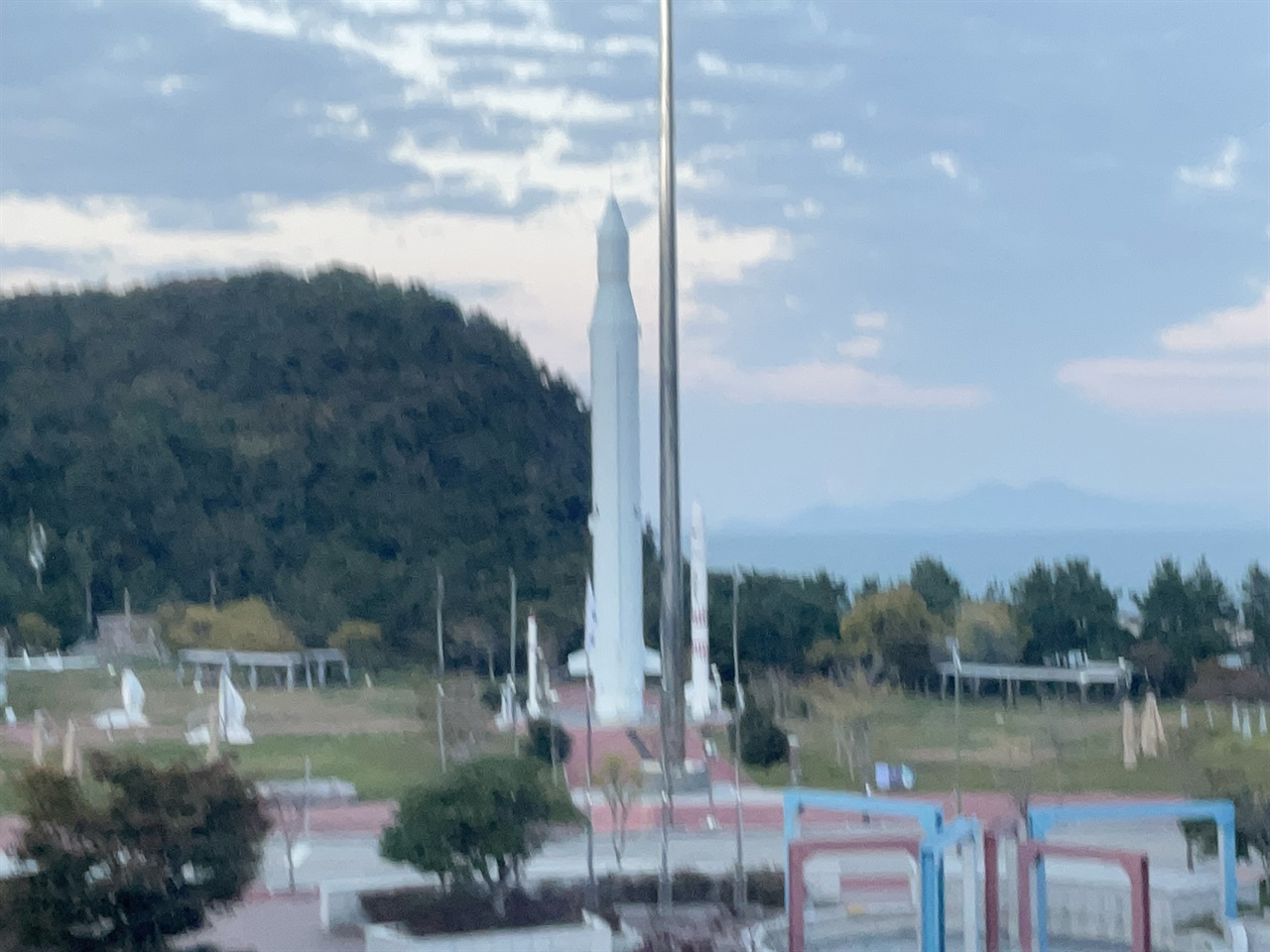 잠잘 때도 공중을 둥둥 떠다니게 되는 곳이라니