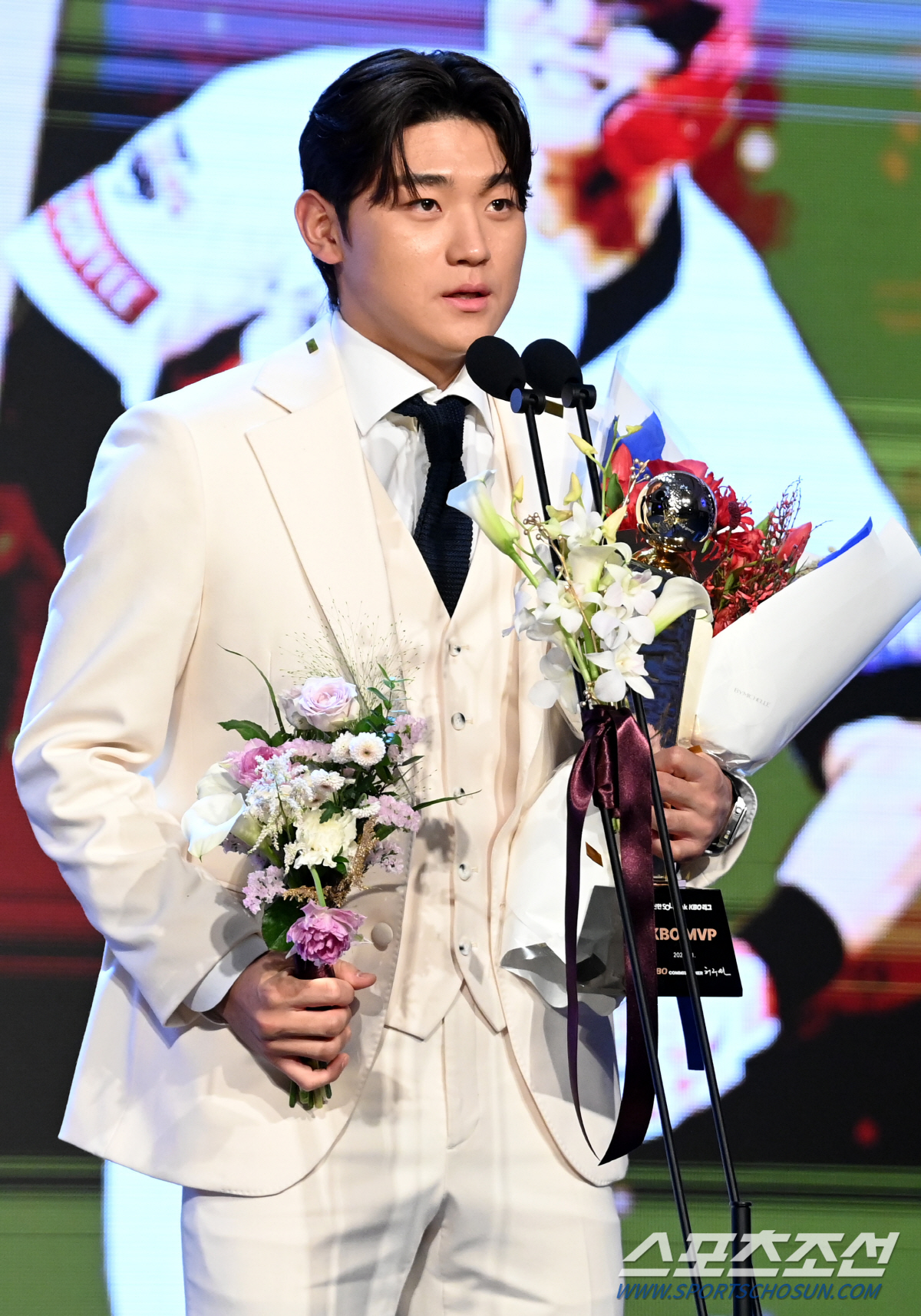 42년만의 만장일치 또 실패…슈퍼스타 김도영 MVP '득표율 94.1%' 최고의 하루…KBO 1인자 입증 [잠실현장]