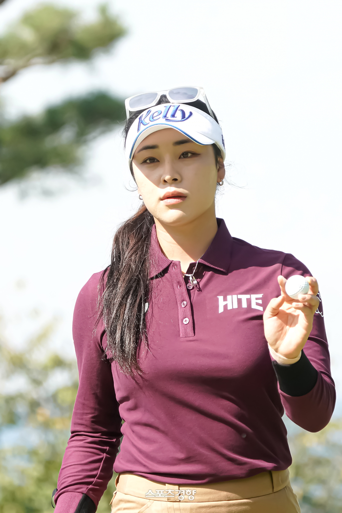 LPGA 투어 진출 노리는 윤이나, 세마스포츠마케팅과 손 잡았다···27일 대상 시상식 참석 뒤 Q시리즈 최종전 준비 위해 출국